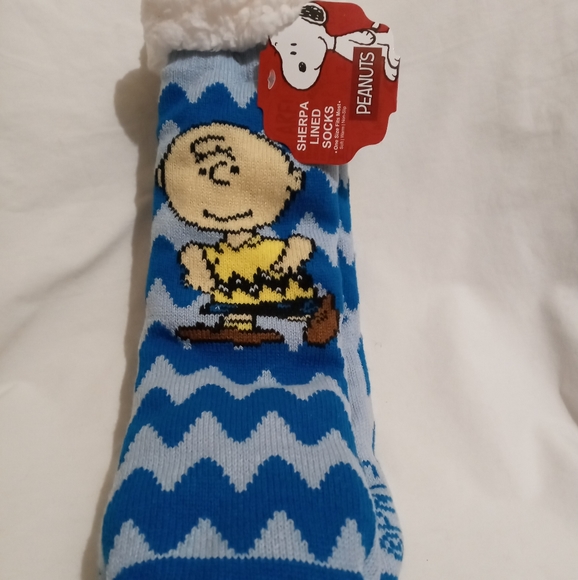 Peanuts | Accessories | Peanuts Charlie Brown Slipper Socks | Poshmark